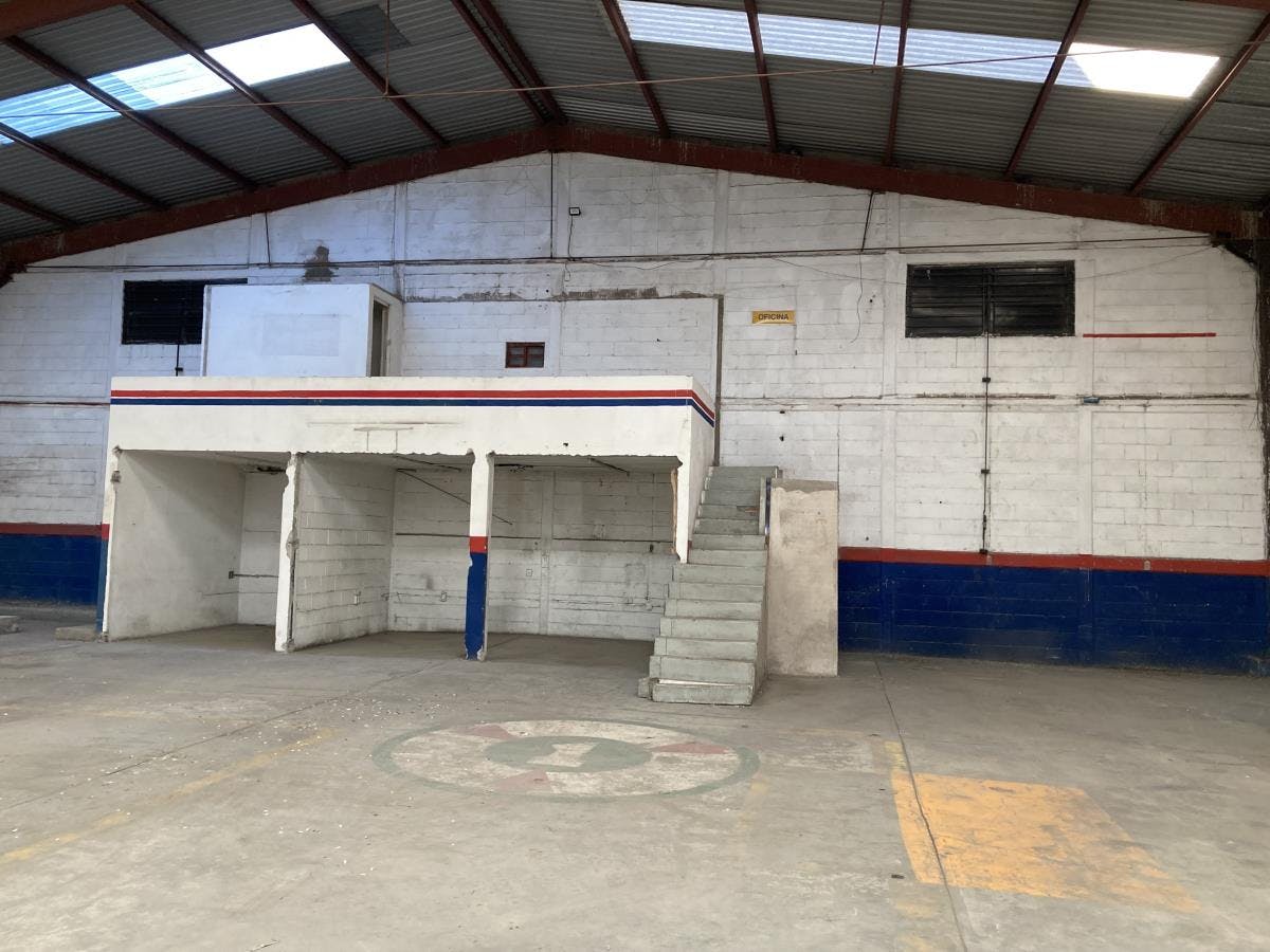 Nave Industrial en Renta en Av. Industrias 100, San Luis Potosí